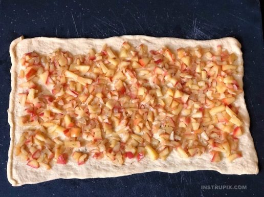 Apple Cheddar Pinwheels (Fun & Easy!)