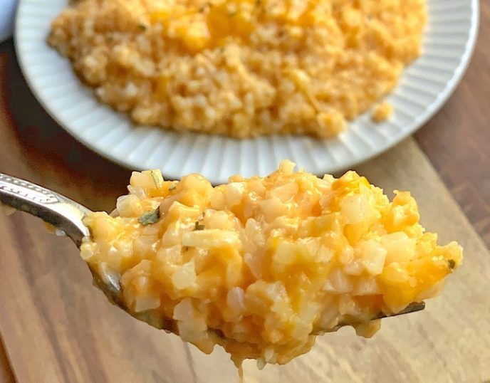 Easy Cheesy Cauliflower Rice (Yummy Low Carb Side Dish)