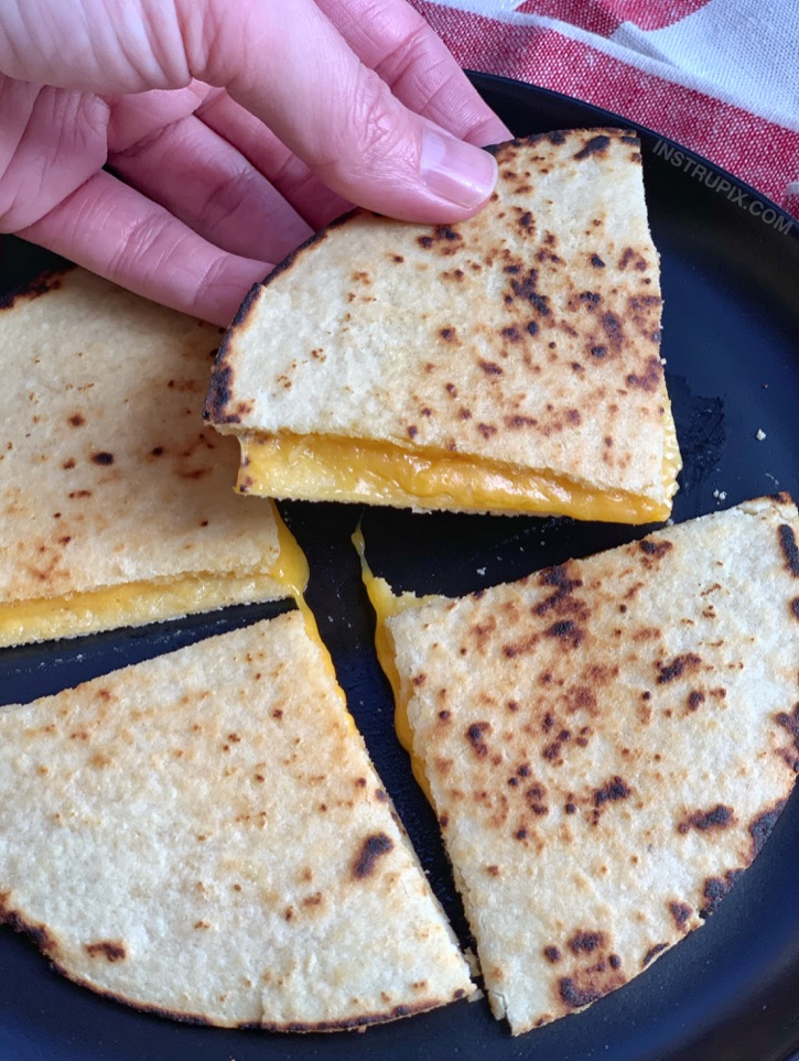 Easy Keto Tortillas (Made with Almond Flour) - Instrupix Easy Keto Tortillas (Made with Almond Flour) - Instrupix