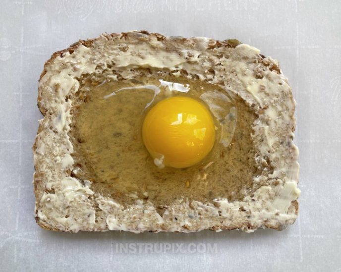Cheesy Egg Toast (Fun & Easy Breakfast Idea)